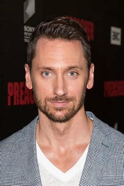 Derek Wilson About Entertainment Ie