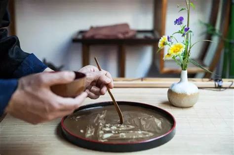 茶百戏作画技巧 点茶上的画是怎么弄的 茶百戏怎么画 大山谷图库