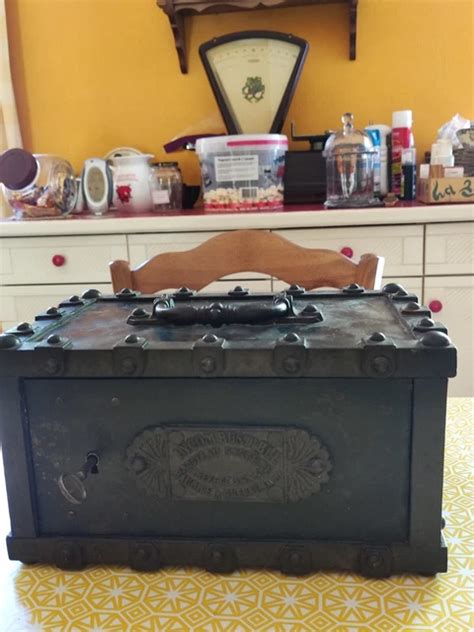 Ancien Coffre Fort Bauche à Gueux Eur 300 00 Picclick Fr