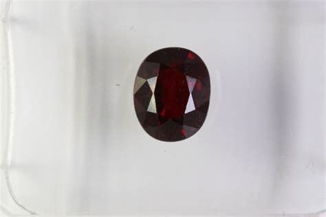 No Reserve Price Deep Red Ruby 1 01 Ct Catawiki