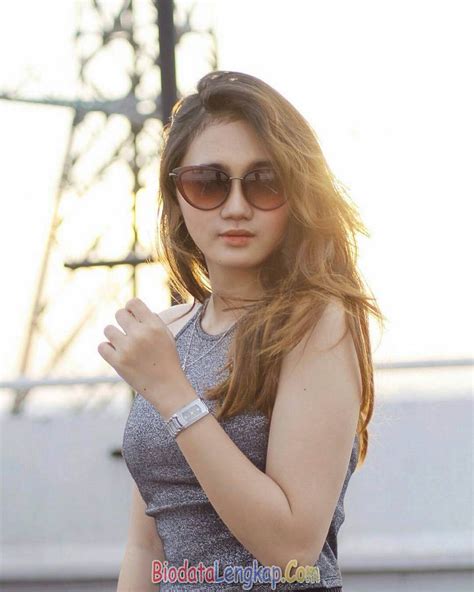 35 Foto Cewek Cantik Indonesia Idaman Para Cowok