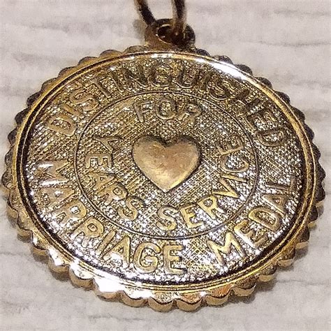 12k Gf Distinguish Marriage Medal Necklace Gem