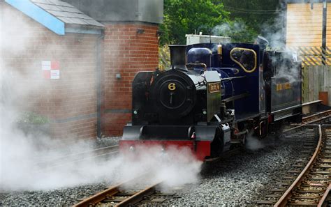 부레 밸리 철도 노퍽에 있는 워크섬 역에서 블릭링 홀 좁은 게이지 증기 열차 계곡에 대한 스톡 사진 및 기타 이미지 계곡 철도 0명 Istock