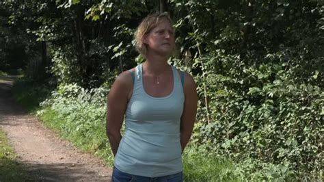 Un Mois Après La Disparition De Lina Sa Mère A La Rage Et La