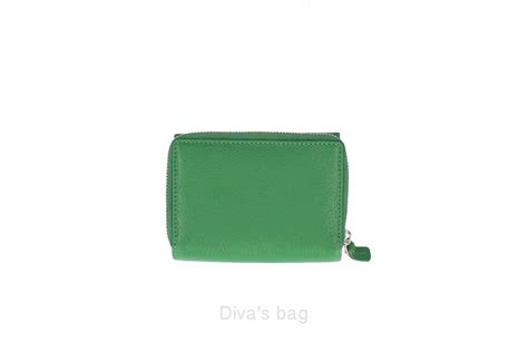 AV002 - Leather Wallet