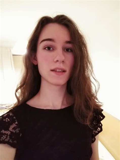 Transpassing Pictures Scrolller