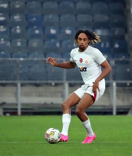 Galatasaray 2 0 Kisvarda Galatasarayorg