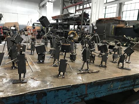 Today I Built A Tiny Robot Army Scrolller