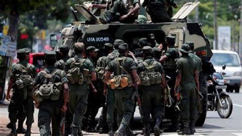 රට පුරා සන්නද්ධ හමුදා කැඳවීමට නියෝගයක් අරුණ