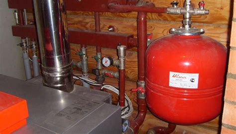 Обзор различных видов расширительных баков и их применения