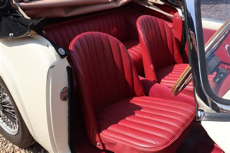 Lot 54 1960 Daimler Dart