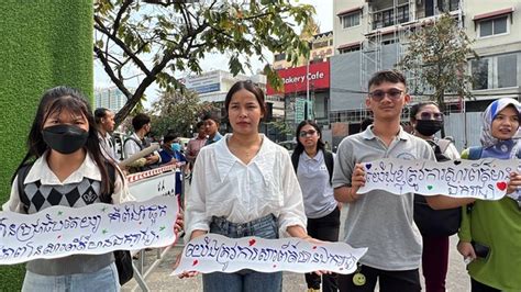 ក្រុម យុវជន ដាក់ ញត្តិ ទៅ ក្រសួងព័ត៌មាន ដើម្បី ស្នើសុំ បើក សារព័ត៌មាន ឯករាជ្យ វីអូឌី ឡើង វិញ — ខ្មែរ