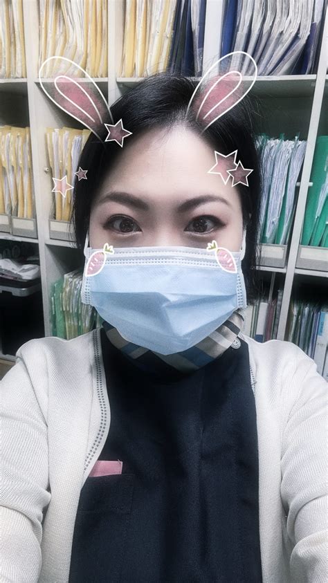 꺄~출근했당 지각해서 30분에 열었는데 준비하는 동안 네 분이 기둘기둘 죄송해서 더 열심히