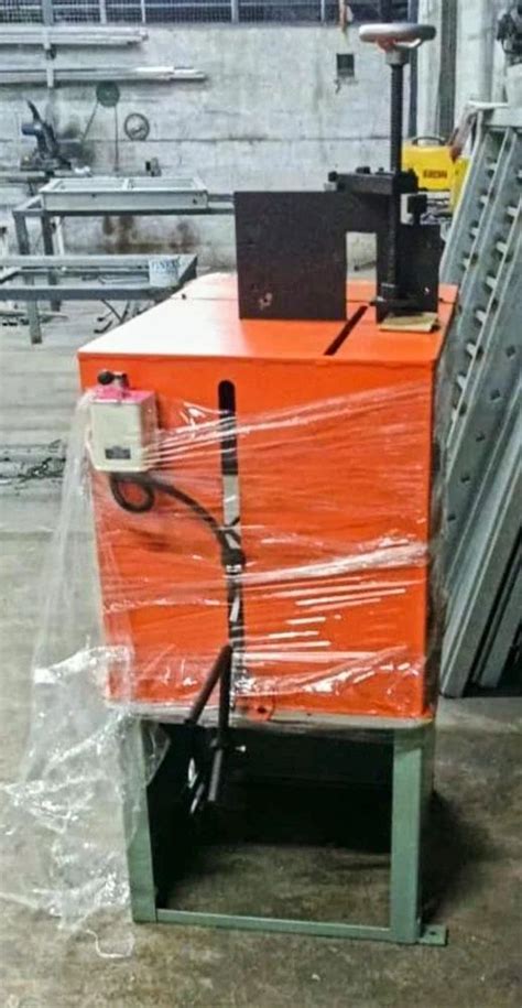 Manual Aluminium Profile Cutting Machine 14 Inch At ₹ 52000 Piece In
