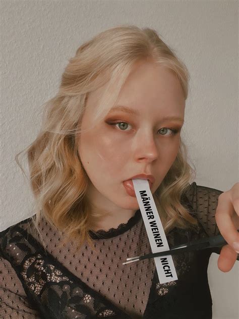 Marie Joan Spricht Auf Instagram über Feminismus And Gleich­berechtigung