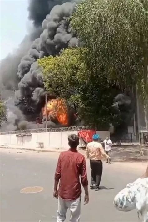 Heartbreaking Moment Air India Survivor Tries To Rescue Brother From Wreckage The Mirror