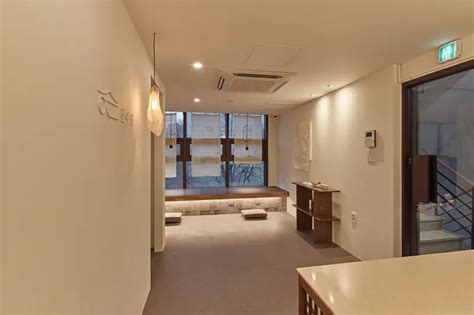 우드톤 고급스러운 호텔스파 분위기 21평 스파샵 인테리어 서초구 반포동