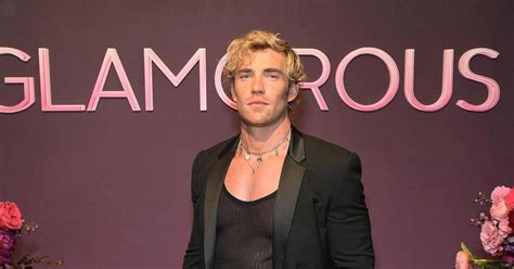 Glamorous Star Zane Phillips Is Now Dating Froy Gutierrez