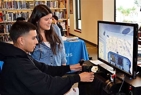 Fontana Lewis Library And Technology Center Empowering Learning And