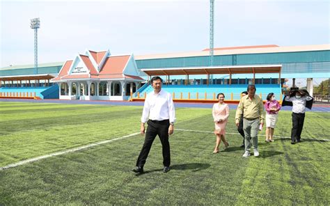 อบจ ชลบุรี ส่งเสริมกีฬา ทุ่มงบกว่า 60 ล้านบาท ปรับปรุงสนามฟุตบอล หญ้าเทียม ลู่วิ่งรร ชลชาย