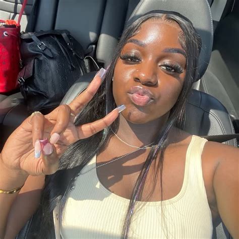 Legendmya • Threads Say More