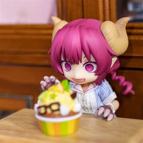 Cindy Ruby ルビ on Twitter スイーツを狙ってるイルルちゃん