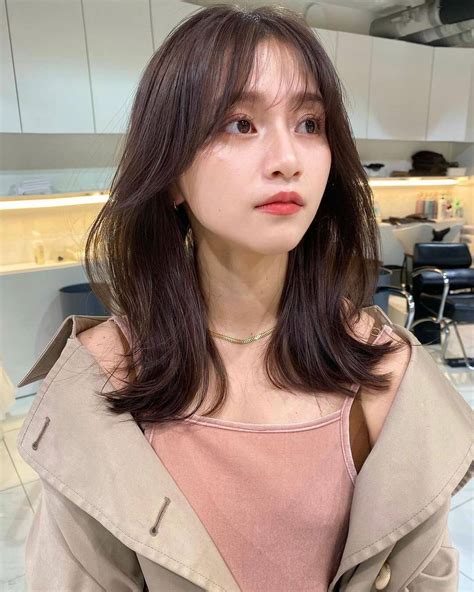 チョコレートブラウンってどんな色？おすすめの髪色15選【暗め・明るめのヘアカラー色見本】 Lala Hair Magazine ララヘアマガジン