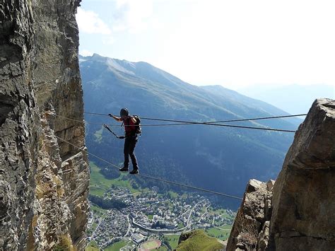 Klettersteig Gemmi Daubenhorn Leukerbad Bergführer Wallis Schweiz