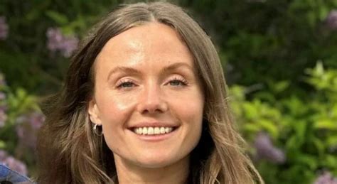 The Envy Of The Uk Olivia Henson Marries Englands Richest Under 40