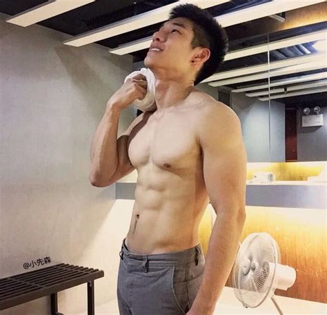 帅哥小酒窝大肌肉阳光可爱很迷人 每日头条
