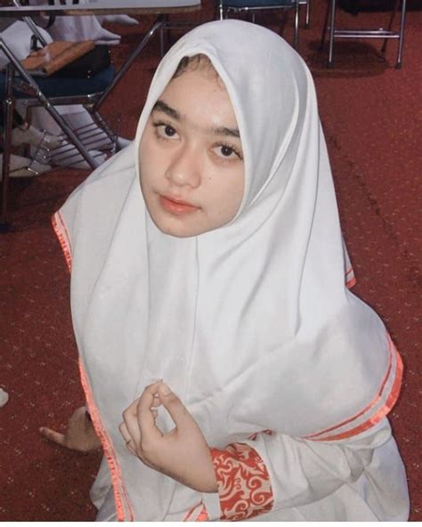 Koleksi Budak Sekolah Phillip Velazquez