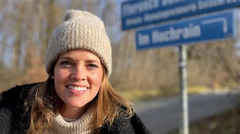 Florence Schelling Hat Ihre Schlittschuhe An Den Nagel Gehängt Audio