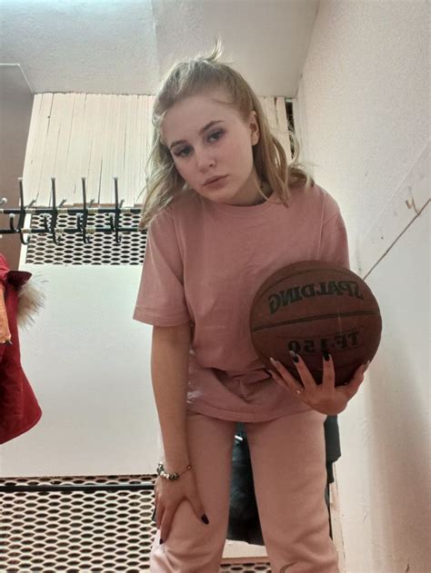 Девочки баскетбол спорт