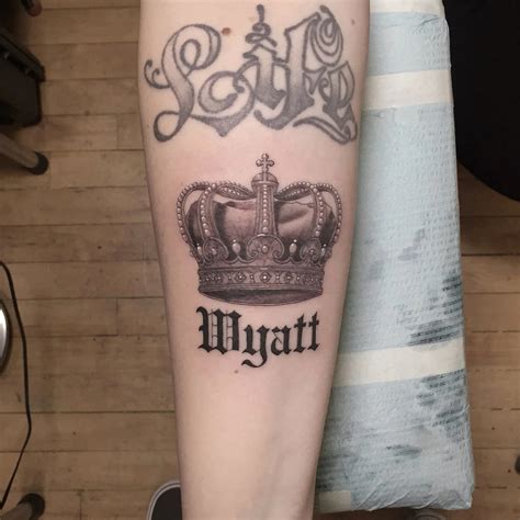 King Crown Tattoo Designs For Men Men Tattoo Design Ideas And Pictures