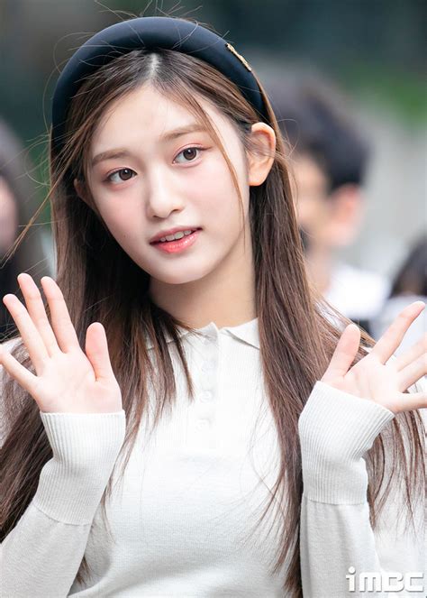 [움짤] 아이브 완전체 4세대 원탑