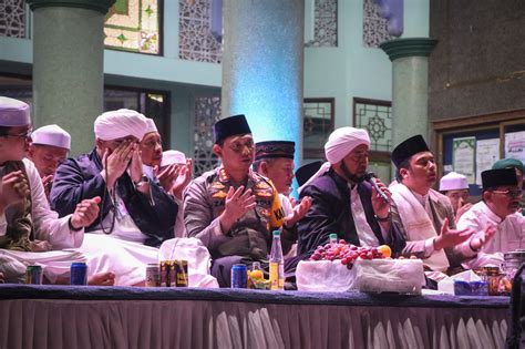 Penuh Kedamaian Meski Diguyur Hujan Kapolres Ungkap Rasa Damai Ikuti