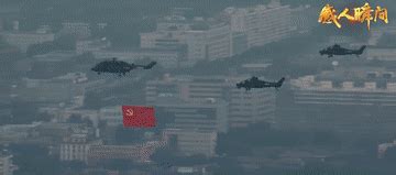 感人瞬间微视频你让党徽更加闪亮 新华网客户端