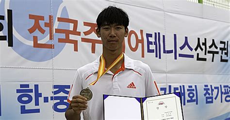 엄관용 전국주니어선수권 18세부 남자단식 준우승