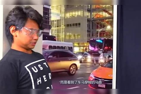 门的后面有什么？老外作死挑战，看到史莱克的瞬间腿都被吓软了！ 史莱克 挑战 老外