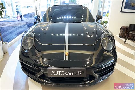 포르쉐 911 타르가 4 Gts 포르쉐 디자인 에디션 2023년식 기존 Helix Dsp 시스템에 포칼 슬림형 서브우퍼 2개를 추가합니다