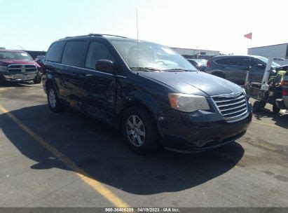 2008 Chrysler Town And Country Touring For Auction Iaa