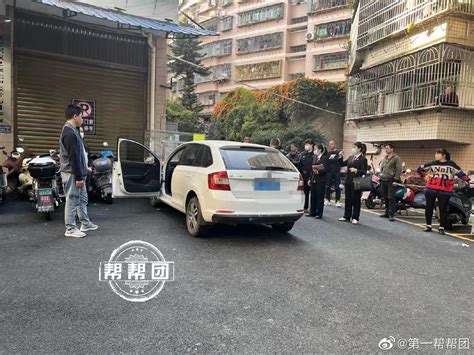 “以租代购”买车，拖欠3万多元租金逾期未还，法院依法强制扣车