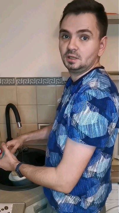 Дочь хочет отправить отца в детдом папаидочь лизадэнчик юмордети детскийюмор Youtube