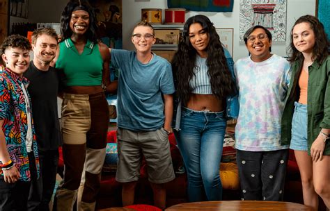 Nonbinary Awareness Week Defying The Binary The Trevor Project