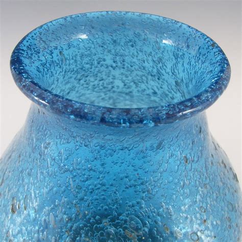 Creating Procedural Bubble Glass Material Similar To Pulegoso Glass