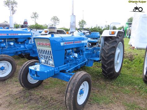 Foto Ford 4000 #1478204