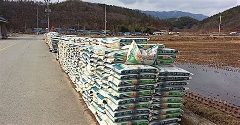 영덕군 토양개량제 석회·규산 8123t 공급