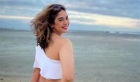 Siapa Sahira Anjani Pemain Film Like Share BULATIN