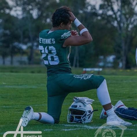 Yoab Kobeh Y Kobeh • Threads Say More