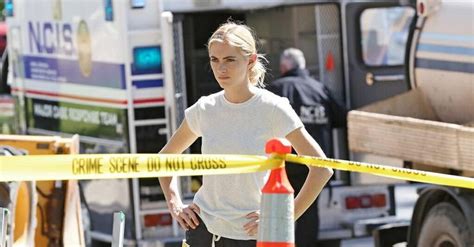 Pin By Pamela Moseley On Tv Ncis Ncis Ellie Bishop Ncis Classic